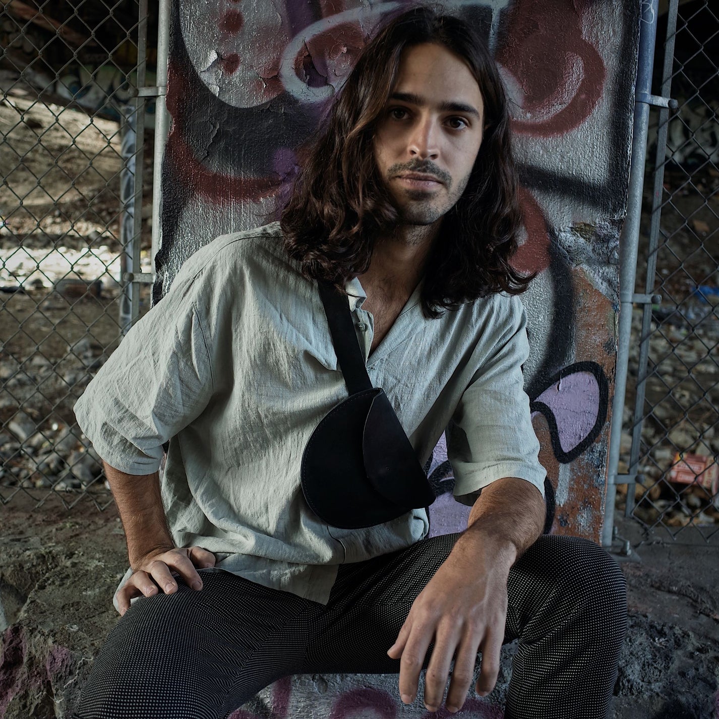 Compact Black Leather Fanny Pack–Versatile Rosemont Edition